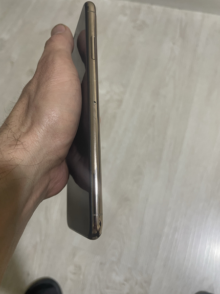 Iphone xs Max, 256 gb. 82% yomkost, Idealidan