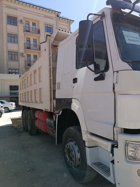 Грузовые автомобил