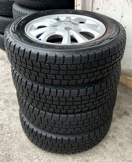 Spark 4paz R14/165/70 zimni Dumlop Yaponski balomda