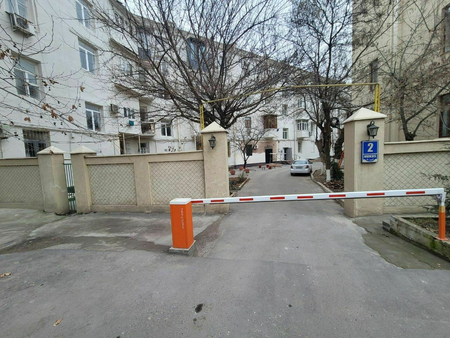 Ул. Моштабиб, Нукусская, Центр 1в2х/3/4, 32 М²+5 М² балкон, с мебелью!