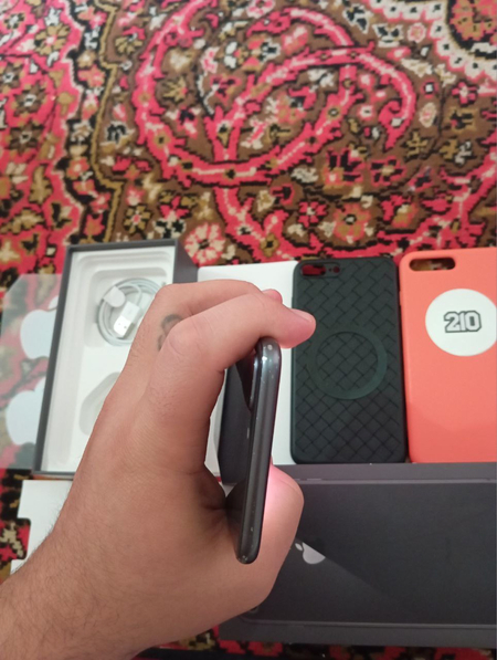 Iphone 8plus 64gb