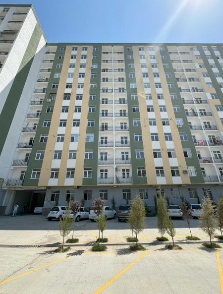 Продаётся квартира в Новостройке под нежилое помещение на 1-ом этаже.