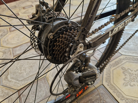 Velosiped Elektro 26 razmer pachti yengi