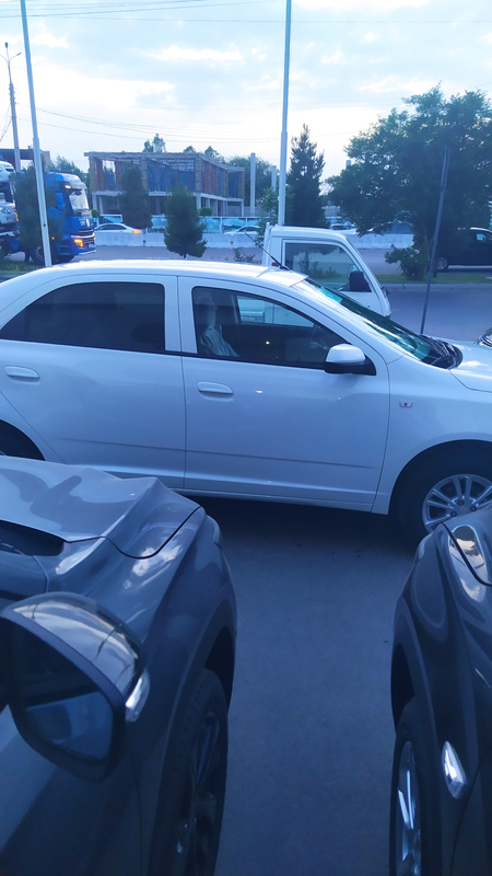 Kobalt sotiladi.