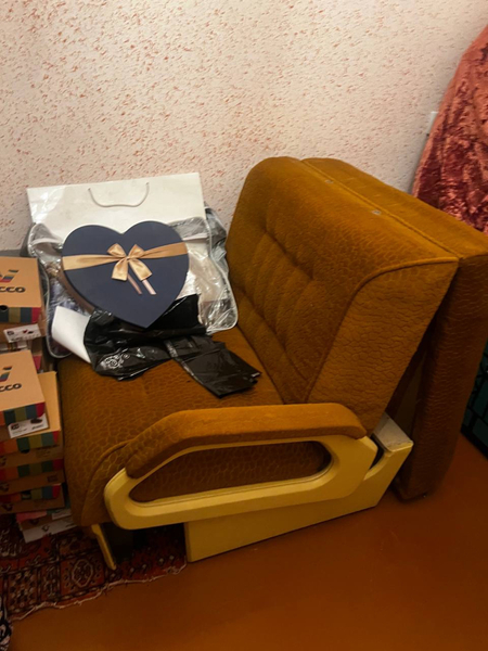 Продеается диван, кресло сундук б/у