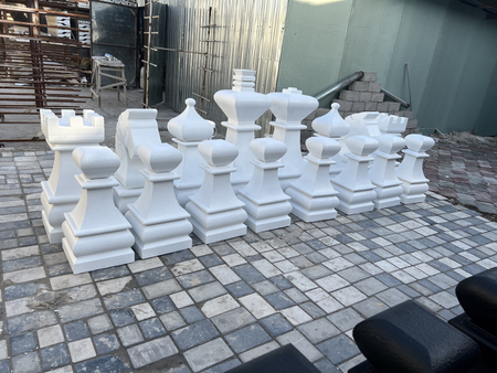 Шахматные фигурки из пенопласта