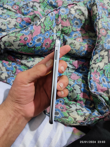 Samsung S10 e sotiliadi