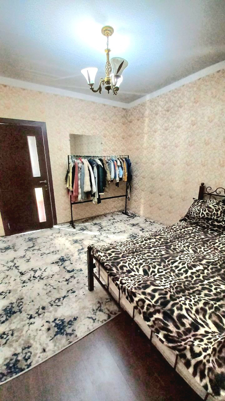 Сотилади. Сергели 5а.  3/7/7.  57 м²