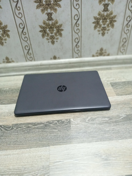 Hp core i3 7020u