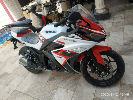 Кавасаки Ninja 400куб, совершенно новый