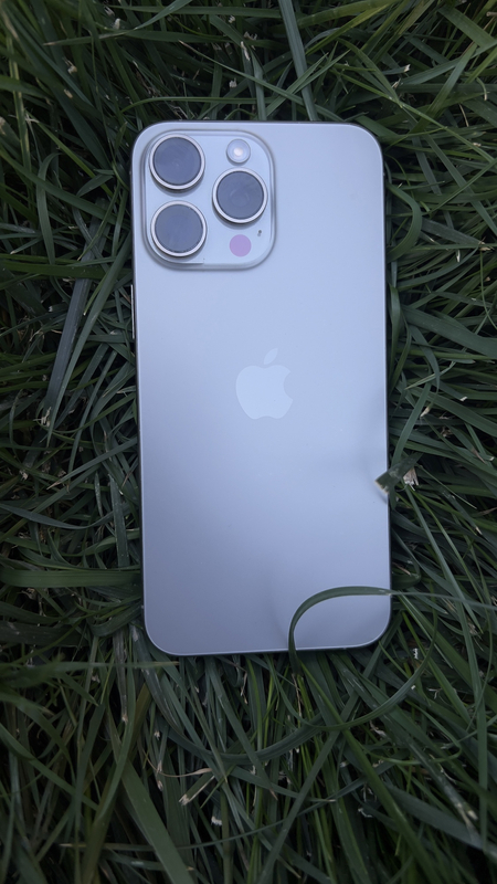 Iphone 15 pro max 256gb ideal
