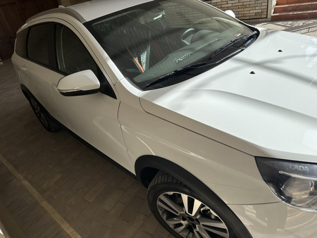 Lada Vesta SW cross Робот люкс престиж