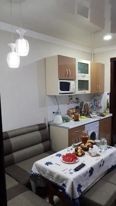 Ш.Руставелли 1 комн.квартира ор.Аския Кирпичн.дом, балкон