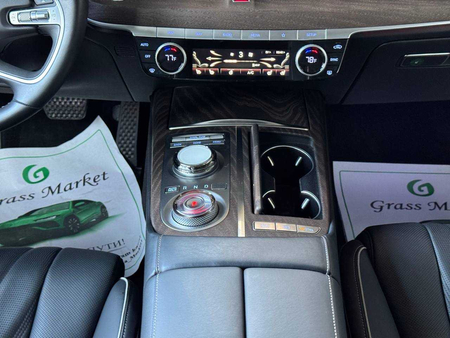 В продаже ! Автомобиль Hyundai Genesis G80