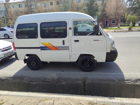 Новый пачка сегодня вышел с автосалона