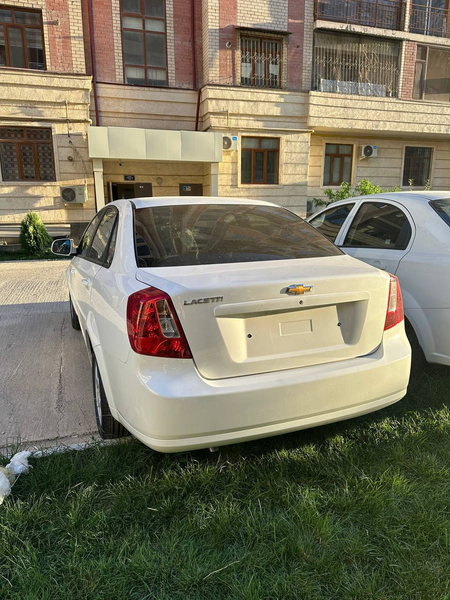 Lacetti L-Style Plus AT halol nasiyaga harid qiling