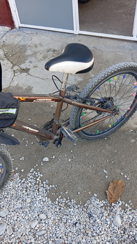 Velosiped sotiladi 24
