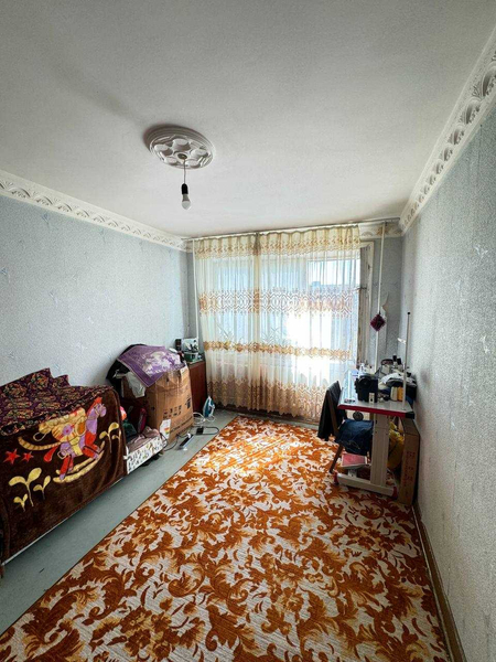 2 xonali 3-etaj 4 qavatli 
Panelni dom 
56m2
