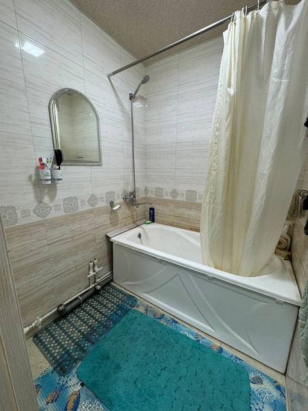 Юнусабад-17  3/2/5  77м²  Панель. 2*6 балкон. Ипотека