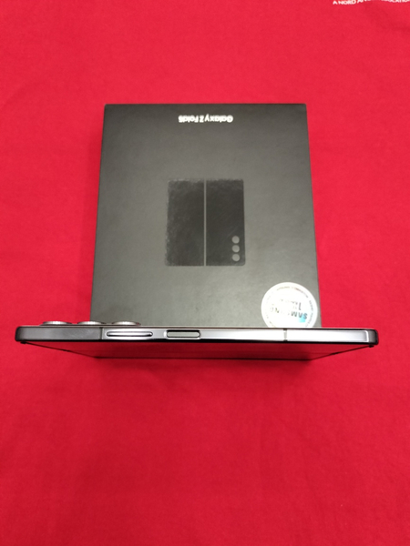 Samsung z fold 5
