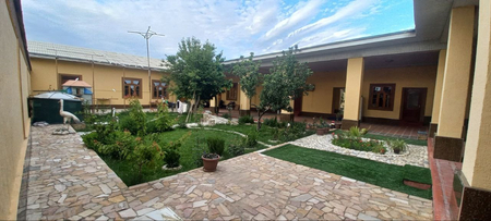 Arg‘un mahallasida tayyor hovli sotiladi