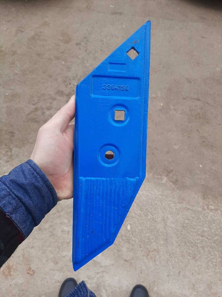 Lemken & Kverneland плуглари учун эхтиёт кисмлари бор