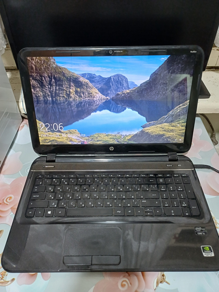 Продам ноутбук HP Pavillion 15. I3 + 16gb ram + 256gb ssd + 500gb hdd