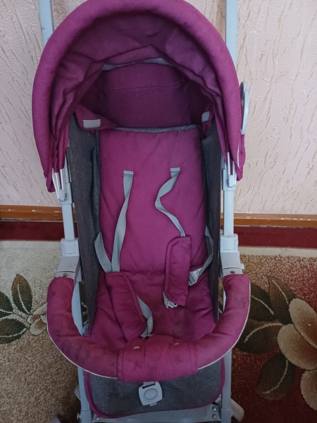 Коляска хорошим средний состояния