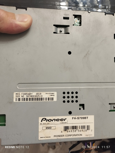 Pioneer 709 original magintafon sotiladi.