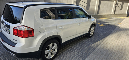 Продаётся автомобиль Орландо автомат.