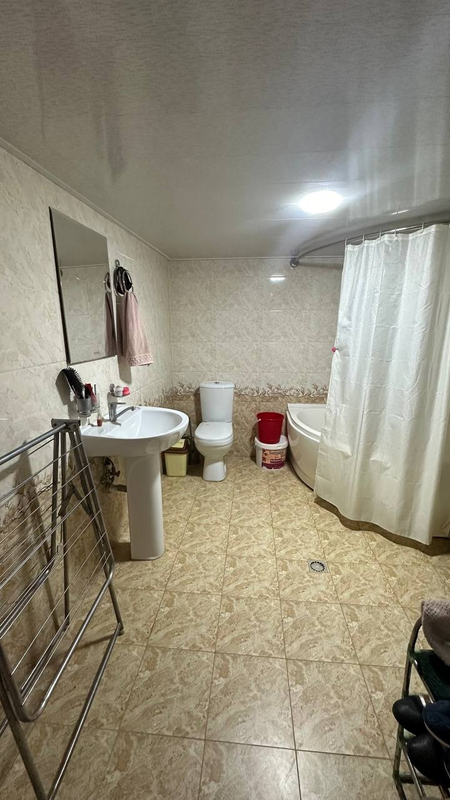 Продаётся дом из  5 комнат