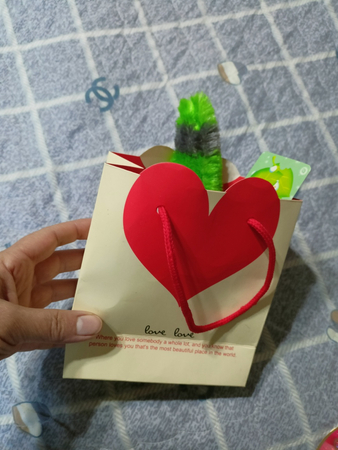Мягкая игрушка с подарочным пакетом love love
