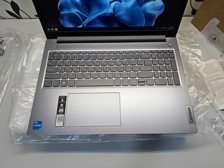ПРОДАМ Lenovo 15IGL7 Офисный 2024 Ноутбук DualN4020/4GB/256SSD/15.6
