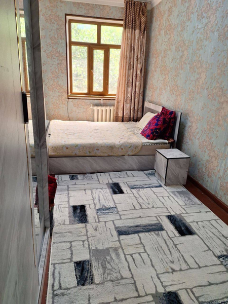 Срочно продается квартира Чиланзар 11 квартал, 3/4/4 64 м2