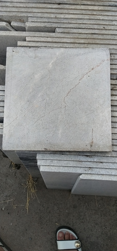 Продам мрамор размером 30*30 см