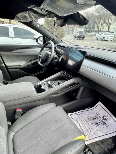 BYD SONG L 5 Pozitsiya dual motor