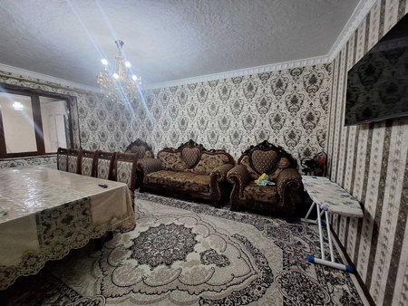 Сдаётся 3-х комнатная квартира на 4 этаже в 4-х этажном на Нихи.