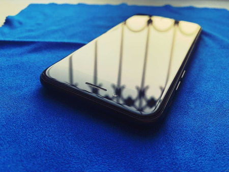 Apple iPhone 7 (32GB)