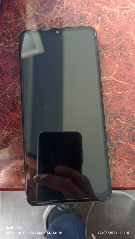 Samsung A02 holati alo darajada karobka dokumenti bor