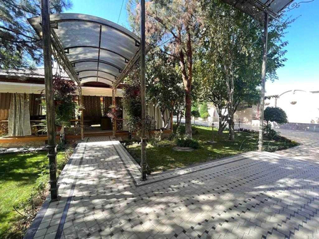 Махалля Амир Темур 6-комн 300 м² 2-этажа 3,5-сотки ремонт бассейн