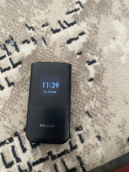 Nokia 7205 ideal holatda