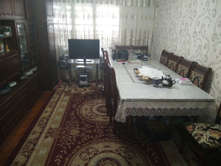 Чиланзар 24 2 комнатная -4-5 62 КВ.метра