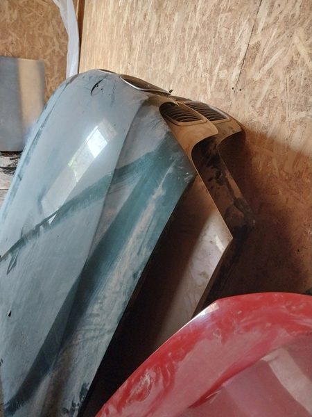 Кузовные запчасти на все виды иномарок