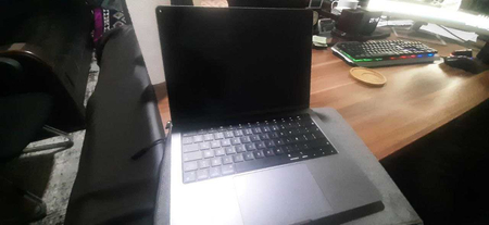 продам MacBook PRO M1