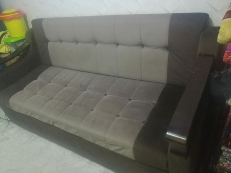 Mexmon xona uchun divan