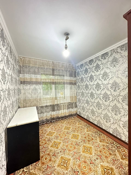 Продается 2х ком рядом Олмос ресторан Дешево