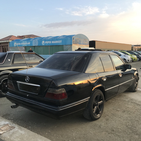 W124 eshka sotiladi