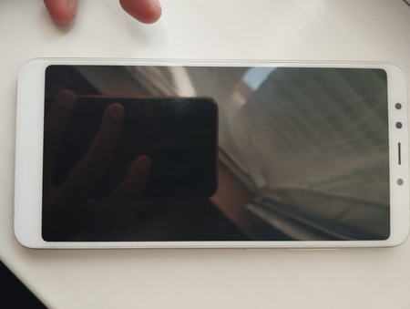 Хороший телефон Redm 5