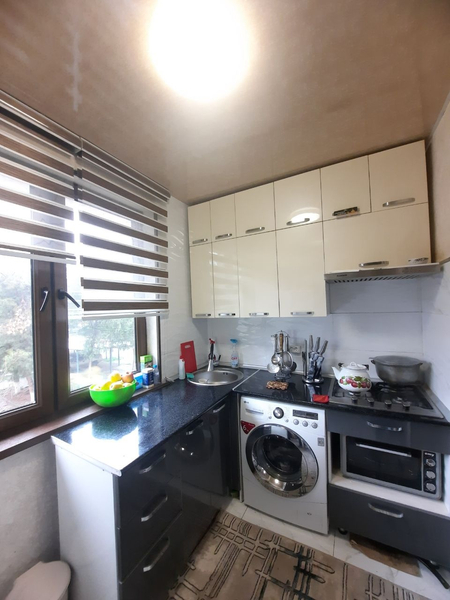 3 переделано в 4 , 77 квадратов. ДИАДОРА