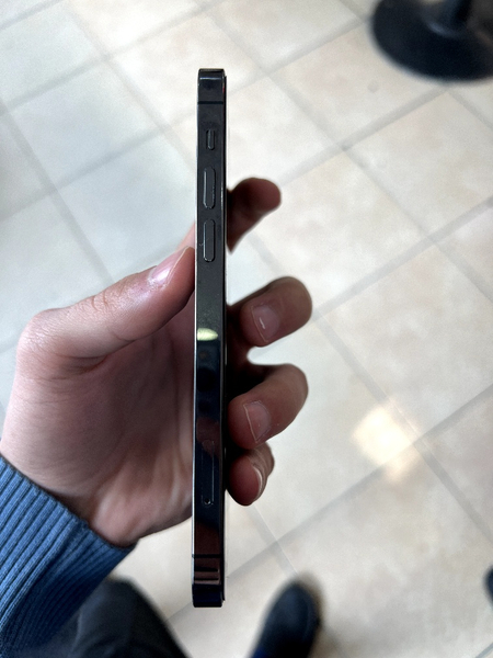 Iphone 12 pro128 ideal
